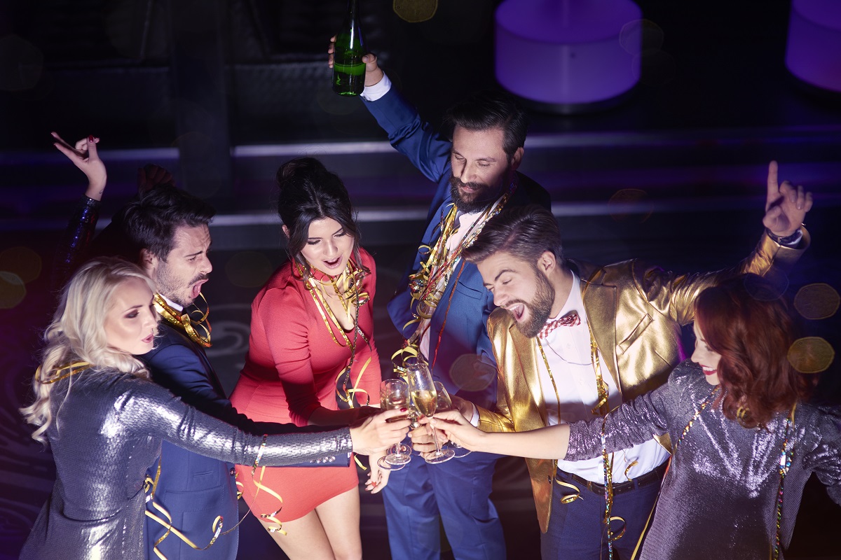 10 Best Corporate Party Entertainment Ideas That Will Surprise Your ...